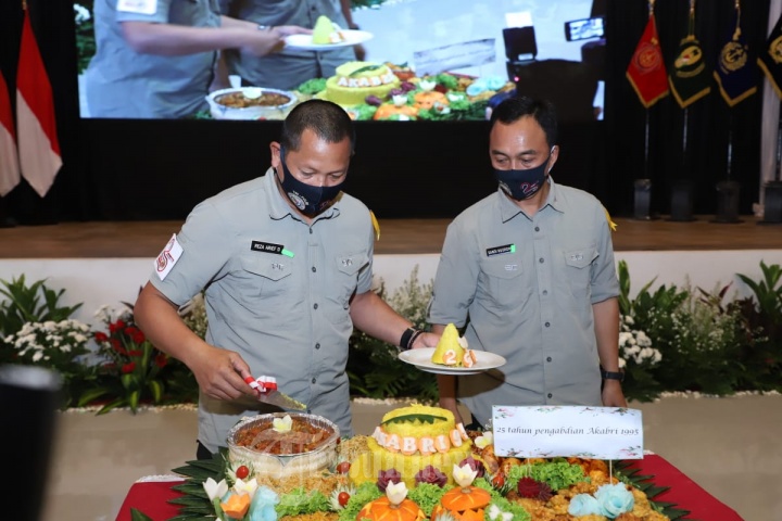 Luar Biasa, Akabri 95 Reuni Serentak Dari 45 Lokasi di Seluruh Dunia ...