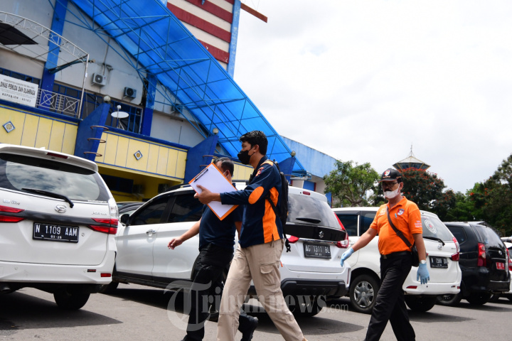 Mabes Polri Lakukan Olah TKP Tragedi Kanjuruhan, Foto 2 #1941588 - TribunNews.com