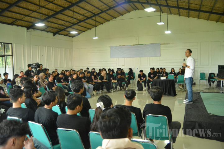 Mahasiswa Bali Gelar Kopdar Suarakan Gerakan Sekali Putaran, Foto 3 ...