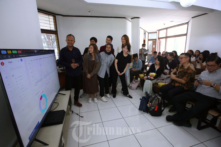 Mahasiswa SMU dan SBM ITB Kunjungi Kantor PT Kazee Digital Indonesia ...