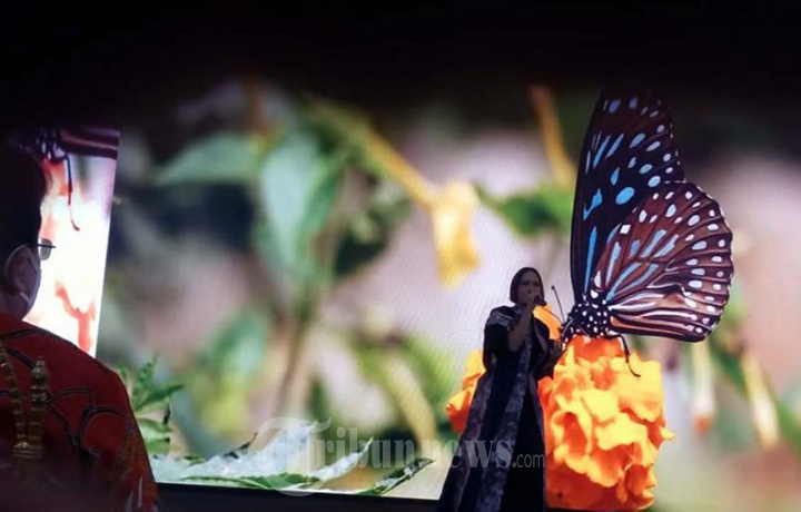 Maria Calista Tampil di Pembukaan Pameran Indo Beauty Expo 2021, Foto 4 ...