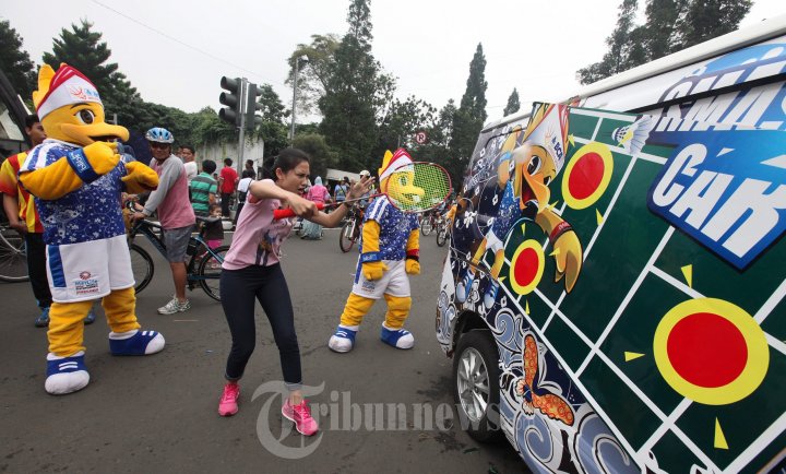 Maskot BIO Sosialisasikan BCA Indonesia Open 2016, Foto 2 #1653942 ...