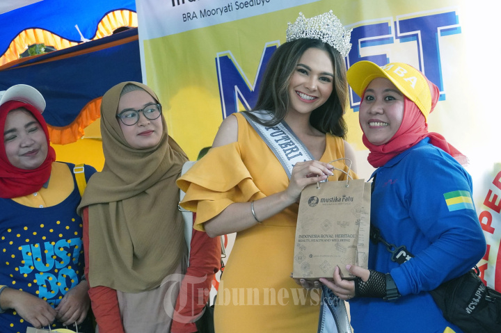 Mawar de Jongh dan Jaswin Kaur Dhillon Meriahkan Roadshow Mustika Ratu, Foto 8 #1944080 ...