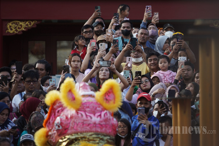 Melihat Atraksi Barongsai Tonggak di Old Shanghai Kelapa Gading, Foto 8 ...