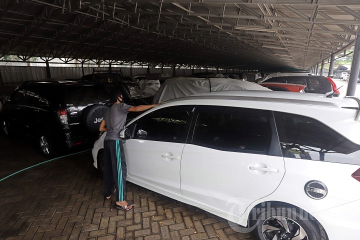 Melihat Gudang Pegadaian Mobil Terbesar di Indonesia, Foto 4 #1843847 ...