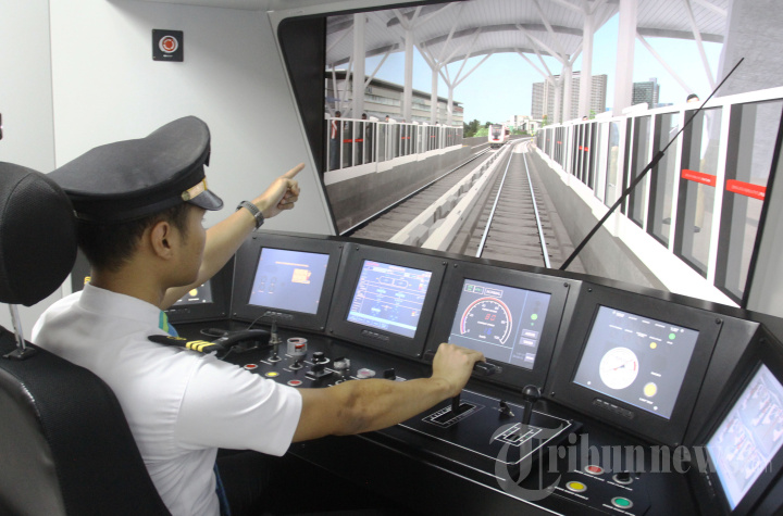 Melihat Standar Operasi Masinis LRT Jakarta, Foto 1 #1986530 ...