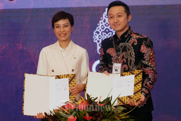 Menkes dan Menkomarves Saksikan MoU Abogen Biosciences - Etana Biotech, Foto 2 #1945003 ...