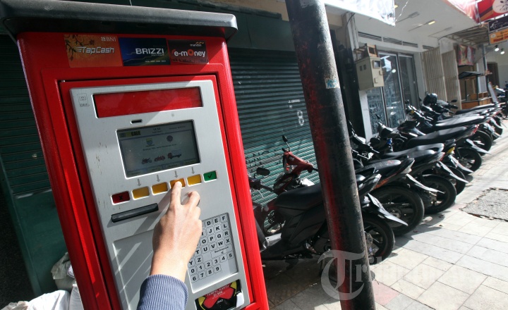 Mesin Parkir Elektronik (e-Parkir) di Kota Bandung, Foto 3 #1708844 ...
