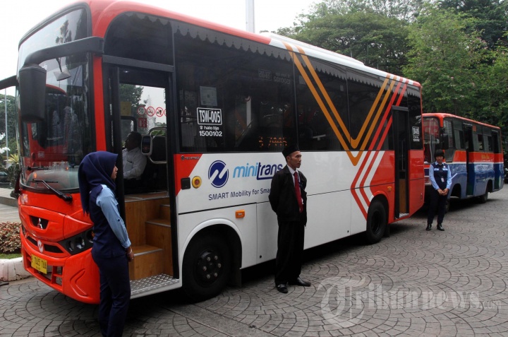 MINITRANS Bus Pengganti Metromini, Foto 6 #1709393 - TribunNews.com