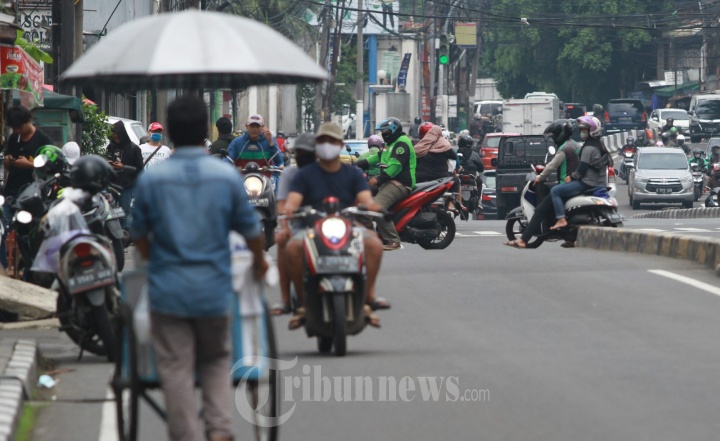 Motor Melawan Arus di Jalan Brigjen Katamso Jakarta, Foto 5 #1875216 ...