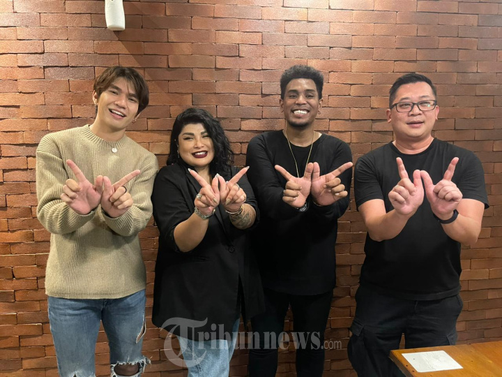 Nania Idol Garap Pentas Musik di HUT ke-2 Warunk WOW KWB Jakarta, Foto ...