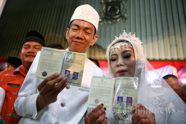 Nikah Massal Malam Tahun Baru 2020, Foto 3 #1827968 - TribunNews.com Nikah Massal Malam Tahun Baru 2020, Foto 3 #1827968 - TribunNews.com