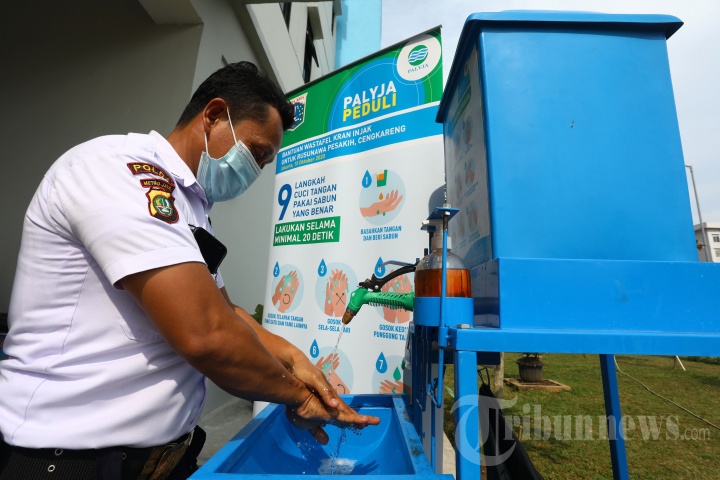 Palyja Sediakan Wastafel Kran Injak di Rusunawa Pesakih, Foto 4 ...