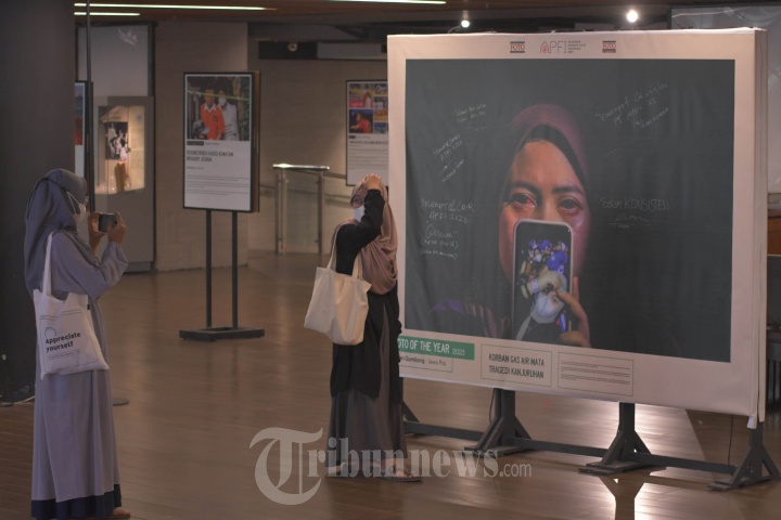 Pameran Anugerah Pewarta Foto Indonesia (APFI) 2023 Surabaya, Foto 6 ...