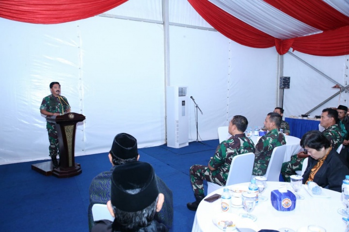 Panglima TNI dan Tokoh Lintas Agama Ngopi Bareng di KRI BimaSuci, Foto ...