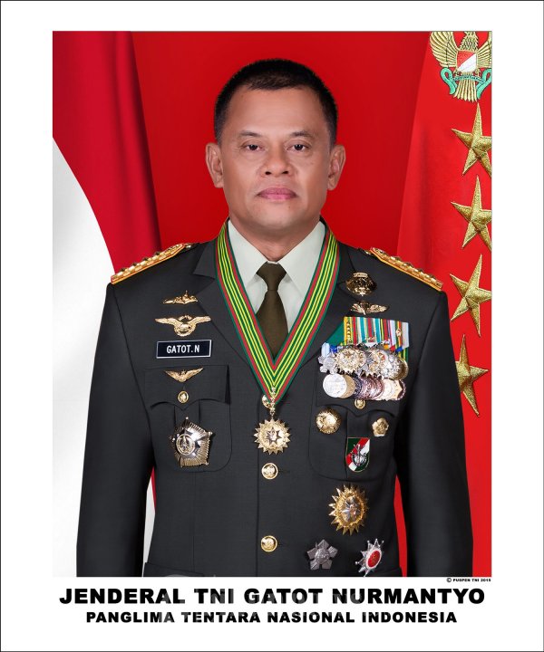 Panglima TNI Ucapkan Selamat Natal 2015 dan Tahun Baru 2016, Foto 1 ... Panglima TNI Ucapkan Selamat Natal 2015 dan Tahun Baru 2016, Foto 1 ...