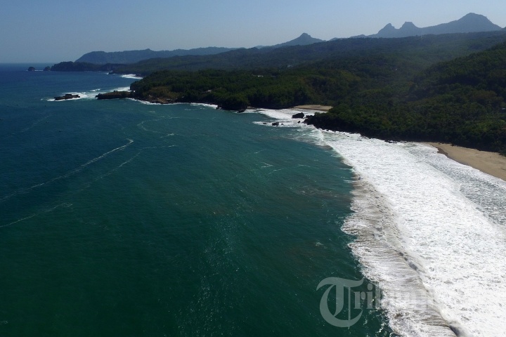 Pantai Soge Pacitan, Foto 4 #1754451 - TribunNews.com
