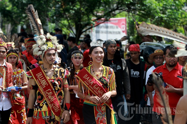 Pekan Gawai Dayak ke-32 di Pontianak, Foto 1 #1702417 - TribunNews.com