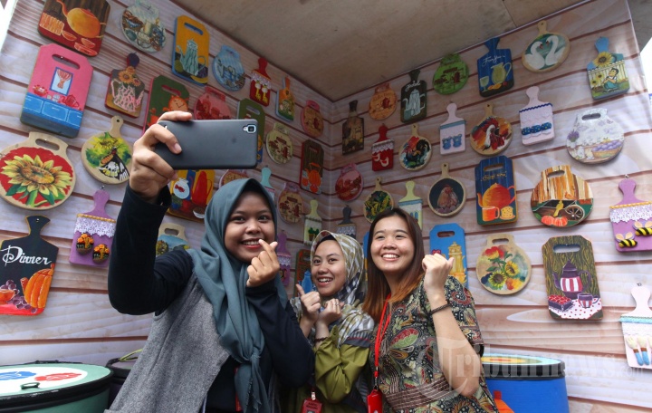 Pekan Kerajinan Jawa Barat (PKJB) Ke-XIII Tahun 2019, Foto 3 #1820075 ...