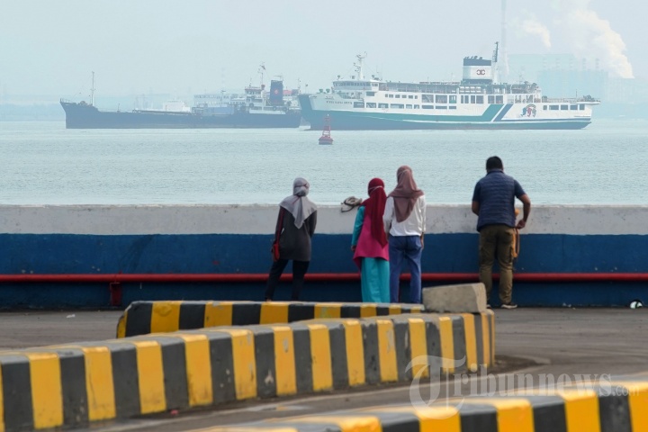 Pelabuhan Merak Banten, Foto 1 #1862169 - TribunNews.com