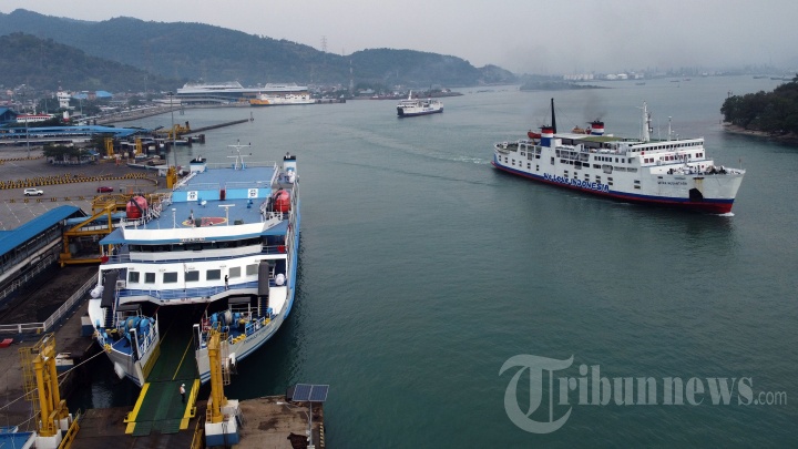 Pelabuhan Merak Banten, Foto 6 #1862174 - TribunNews.com