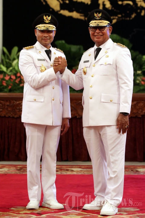 Pelantikan Gubernur NTT Terpilih di Istana Negara, Foto 5 #1768165 - TribunNews.com