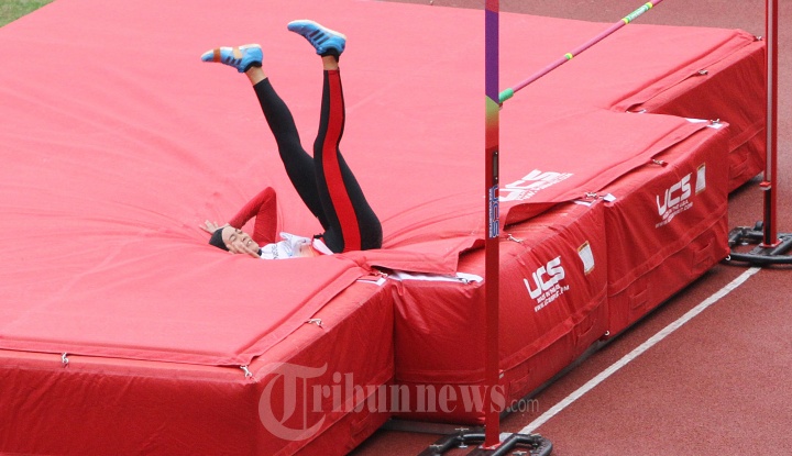 Pelompat Tinggi Putri Nadia Anggraini, Foto 1 #1738800 - TribunNews.com