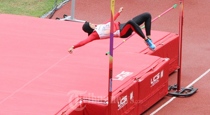 Pelompat Tinggi Putri Nadia Anggraini, Foto 4 #1738803 - TribunNews.com