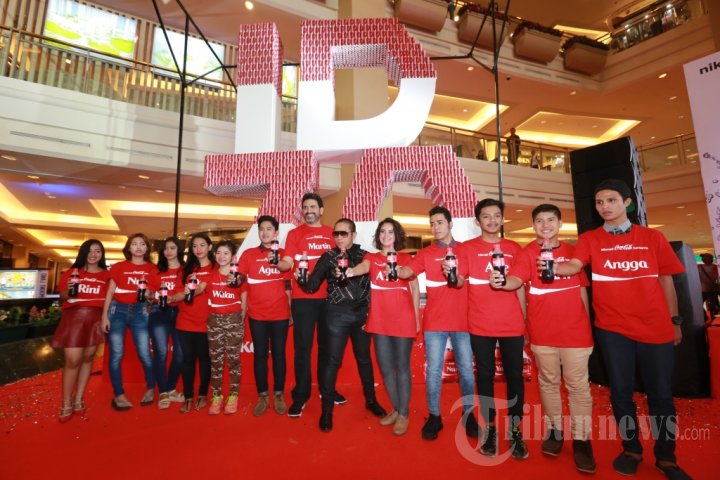 Peluncuran Kemasan Baru Coca-Cola dan Kampanye Share A Coke, Foto 4 ...