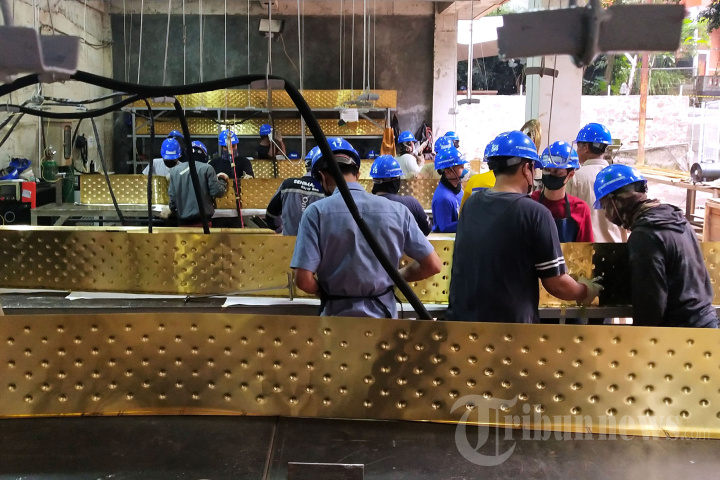 Pembuatan Bilah-bilah Sayap Garuda untuk Istana Garuda IKN, Foto 5 ...