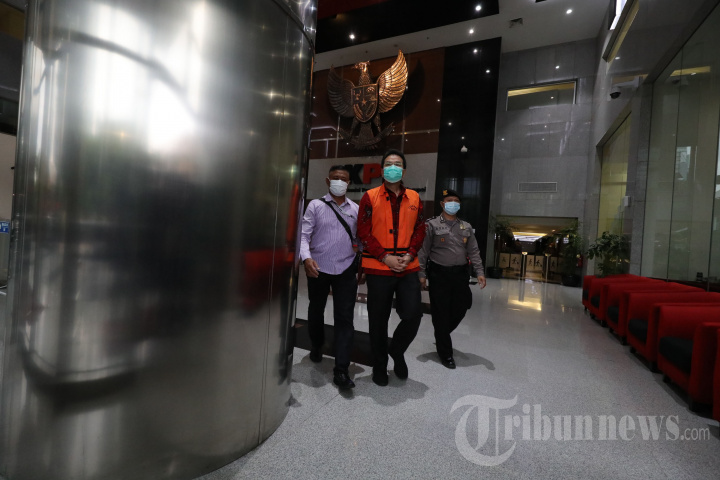 Pemeriksaan Azis Syamsuddin, Foto 1 #1902443 - TribunNews.com