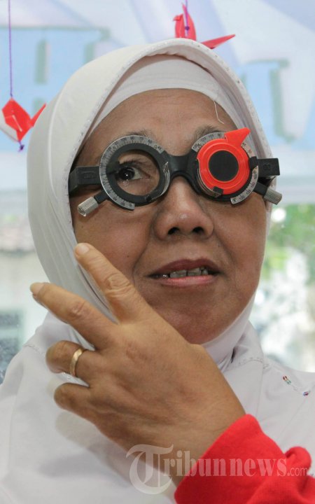 Pemeriksaan Mata Gratis Bagi Lansia, Foto 5 #1475052 - TribunNews.com