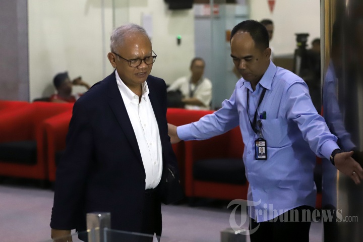 Pemeriksaan Presdir Lippo Karawaci, Foto 5 #1775080 - TribunNews.com