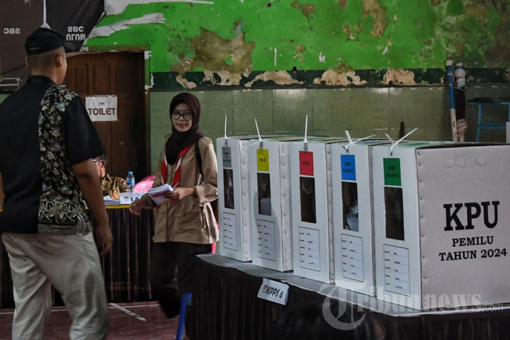 Pemungutan Suara Ulang di TPS 04 Pakis Kabupaten Malang, Foto 4 ...