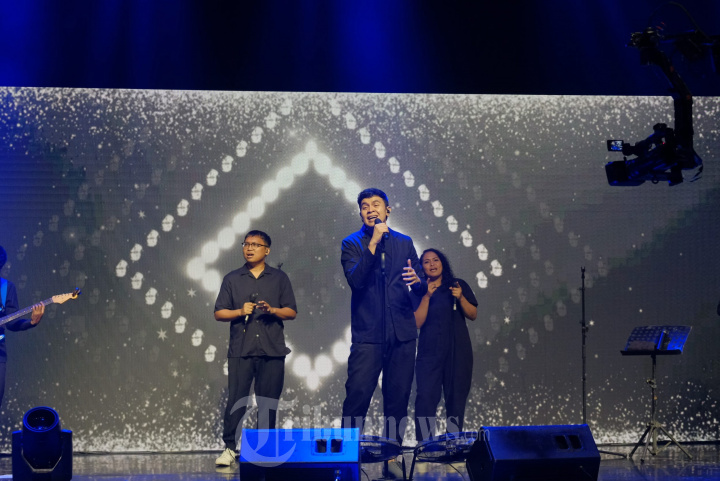 Penampilan Tulus Pada Acara Prodia Healthy Fun Festival 2021, Foto 4 ...
