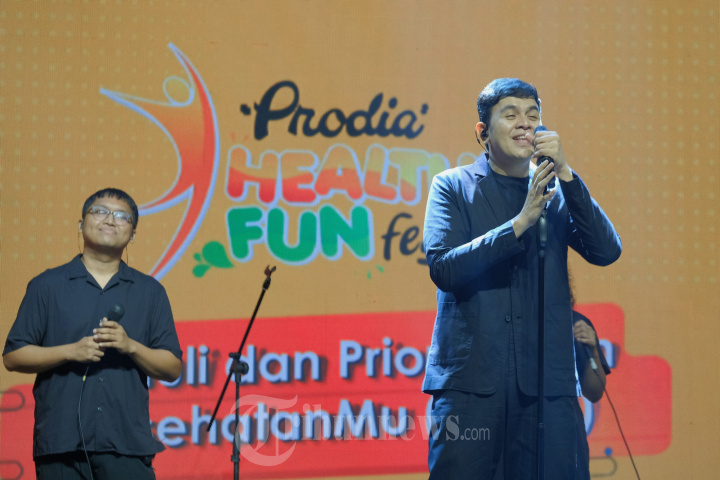 Penampilan Tulus Pada Acara Prodia Healthy Fun Festival 2021, Foto 7 ...