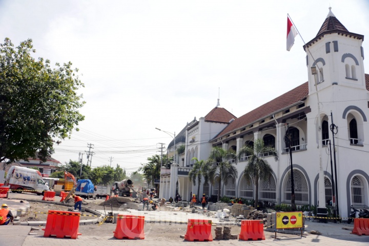 Pengerjaan Jalan Empu Tantular Kawasan Kota Lama Semarang, Foto 1 ...