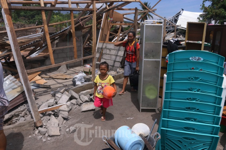 Penggusuran Rumah Penduduk Manado, Foto 2 #1698088 - TribunNews.com