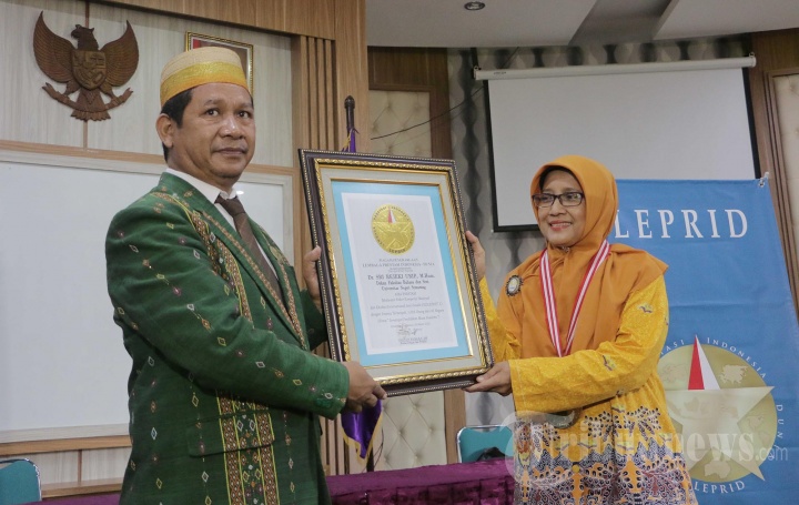 Penghargaan Rekor Kompetisi Nasional dan Eksebisi Internasional Pada ...