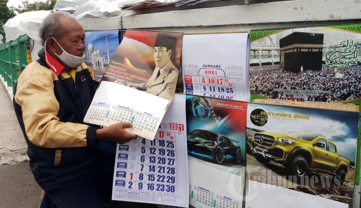 Penjual Kalender Baru Mulai Menjamur di Jakarta, Foto 5 #1868230 ...
