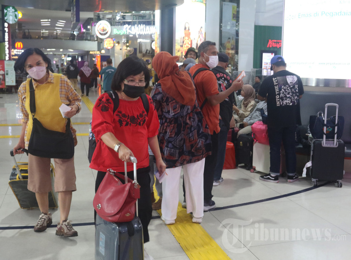 Penjualan Tiket Libur Nataru 2023, Foto 1 #1985649 - TribunNews.com