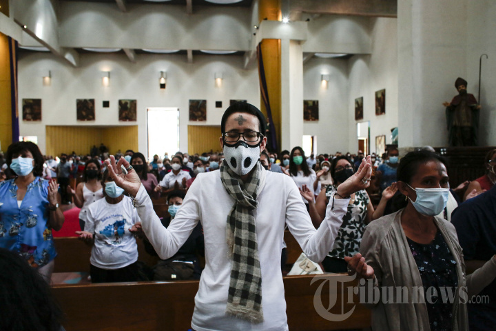 Perayaan Rabu Abu di Berbagai Negara, Foto 3 #1915375 - TribunNews.com