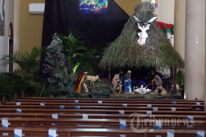 Persiapan Ibadah Natal di Gereja Katolik St Servatius, Foto 7 #1869604 ...