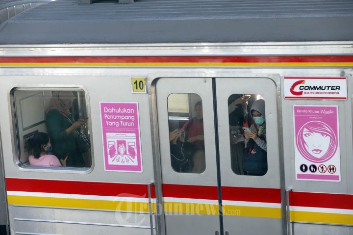 Perubahan Jam Operasional Kereta Commuter Line, Foto 10 #1858845 ...
