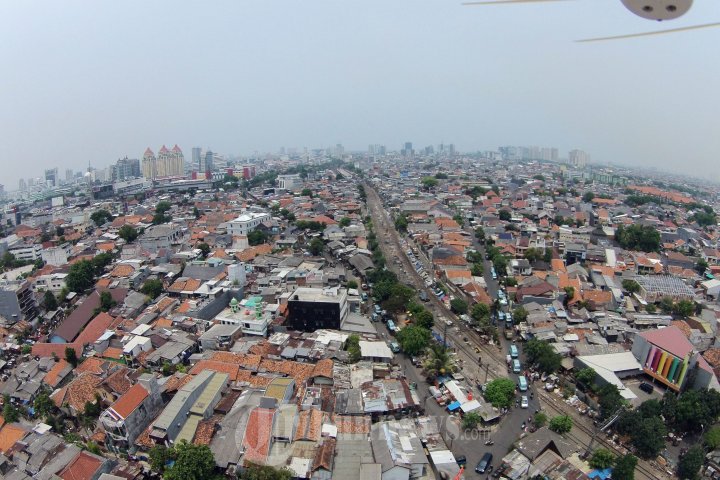 Perumahan Padat Penduduk Kawasan Senen, Foto 2 #1624020 - TribunNews.com