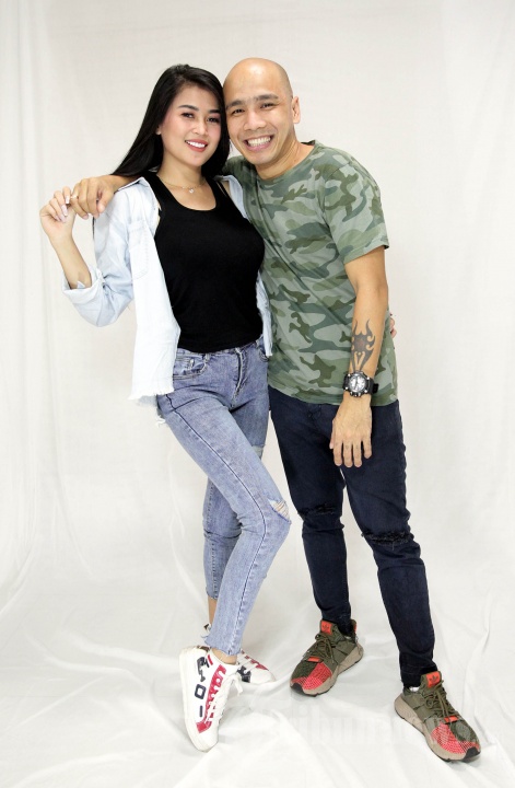 Pesona Pedangdut Seksi Ovi Sovianti, Foto 19 #1857962 - TribunNews.com