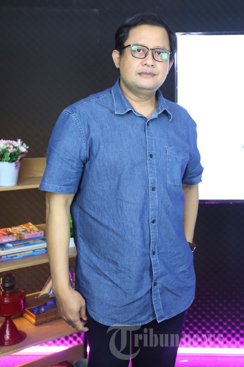 Podcast Tribun Corner dengan Ubedilah Badrun, Foto 2 #1910736 ...