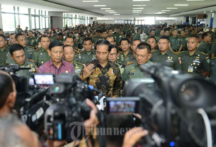 Presiden Jokowi Kunjungi Secapa AD Bandung, Foto 4 #1677572 ...