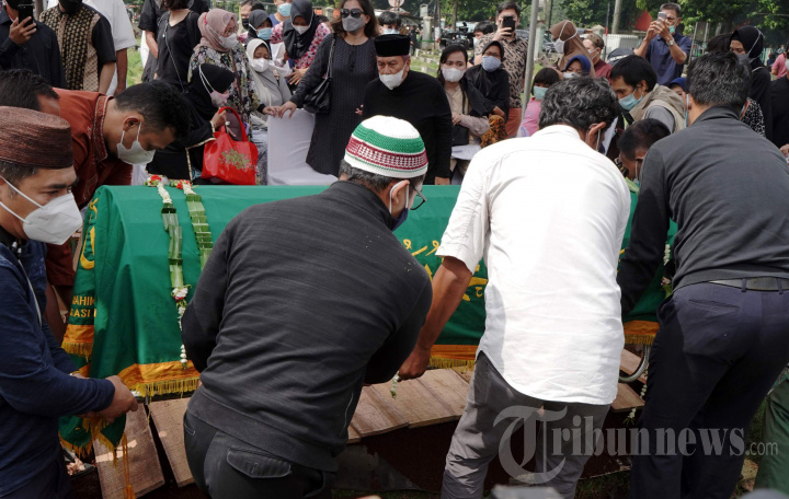 Prosesi Pemakaman Legenda Bulu Tangkis Markis Kido, Foto 2 #1885848 ...