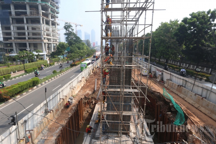 Proyek LRT Kuningan Terus Dikebut, Foto 4 #1758811 - TribunNews.com